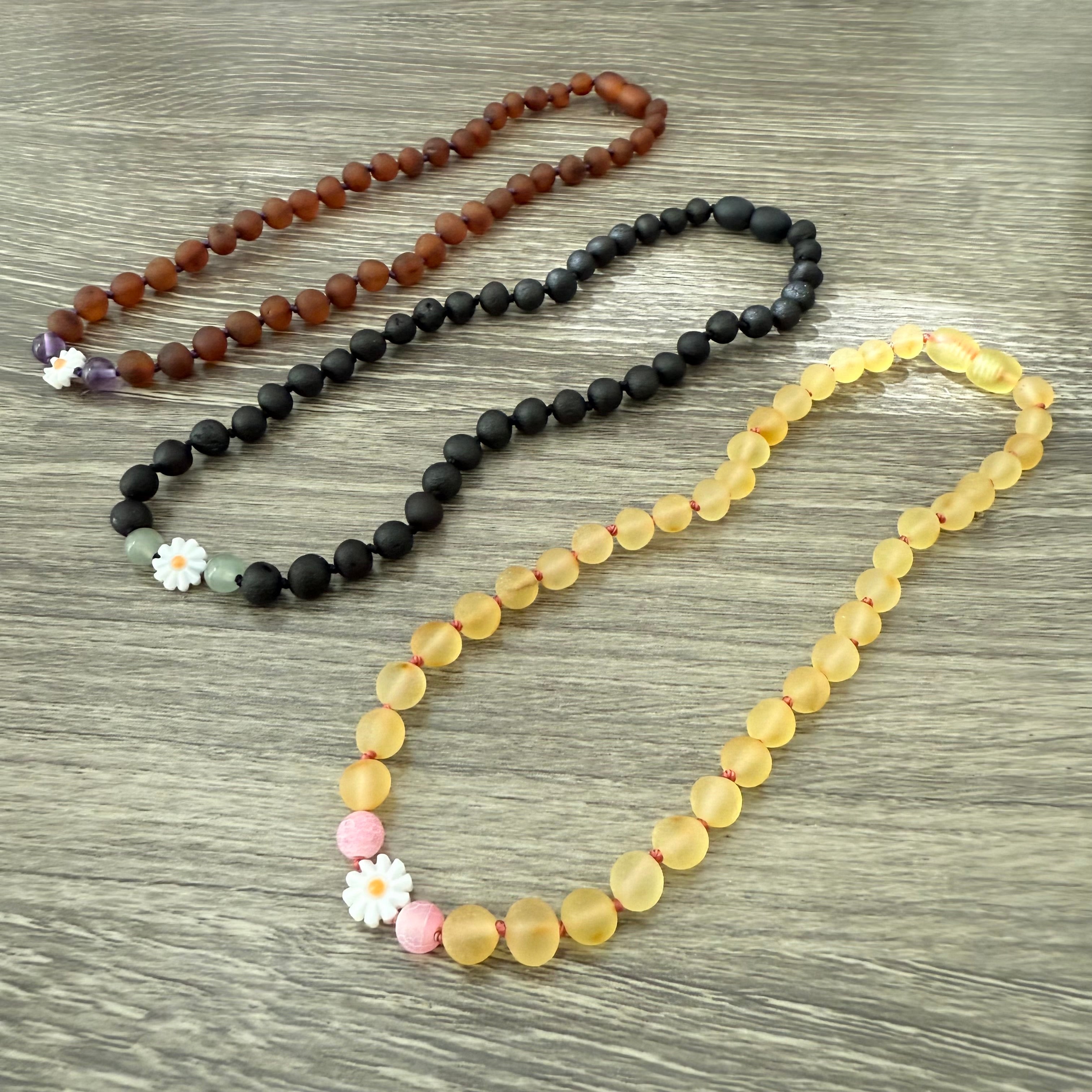 How to Choose a Safe and Authentic Baltic Amber Necklace for Your Baby